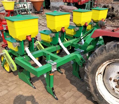 Tractor Mounted 4 Row Precise Corn Seeder Soybean Planter Products From