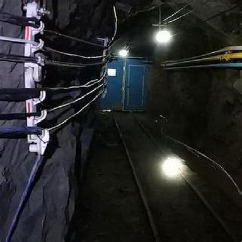 煤矿无压风门 矿用无压风门 自动风门济南东山矿用风门品牌：济南东山 盖德化工网