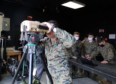 Next Generation Handheld Targeting System Lightening The Load For Next Generation Handheld Targeting System Lightening The Load For