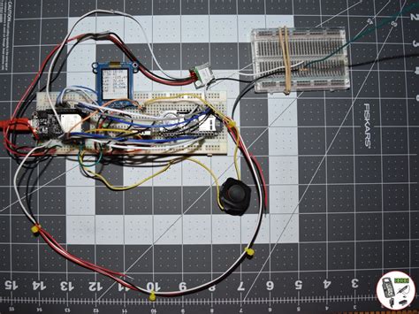 Project 11 Esp32 Feather Emf Meter Mk09