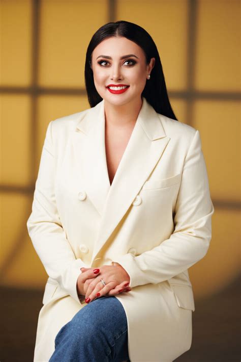 Corina Muntean Omul Anului 2022 Vip Magazin