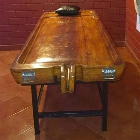 Fibre Fiber Massage Table At Rs 22000 In Malappuram Id 2849107508688