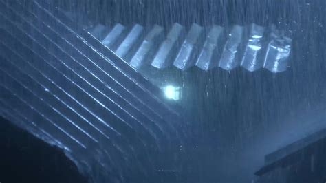 지붕위 빗소리 숲의 옥상을 덮치는 폭우와 천둥으로 불면증과 스트레스를 물리치세요 Youtube