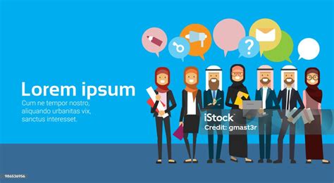 아라비아 사람 그룹 채팅 파란색 배경 위에 거품 평면 복사 공간 옷 전체 길이 아랍 비즈니스 팀 전통적인 입고 경영자에 대한 스톡 벡터 아트 및 기타 이미지 Istock