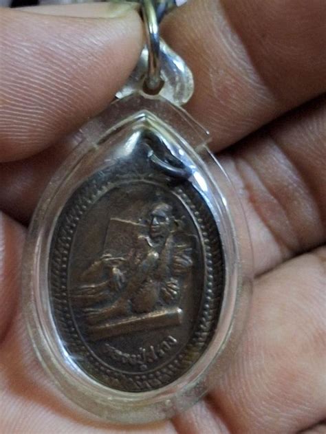 หลวงปู่สรวง ขอคนสนใจจริงๆน่ะคับ Ennxo