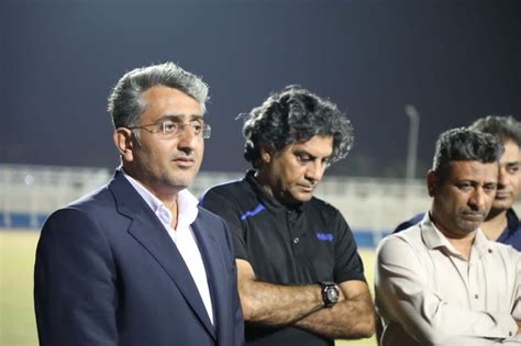 حمایت تیم فوتبال شهرداری بندرعباس در راستای حفظ و توسعه ورزش شهرداری بندرعباس