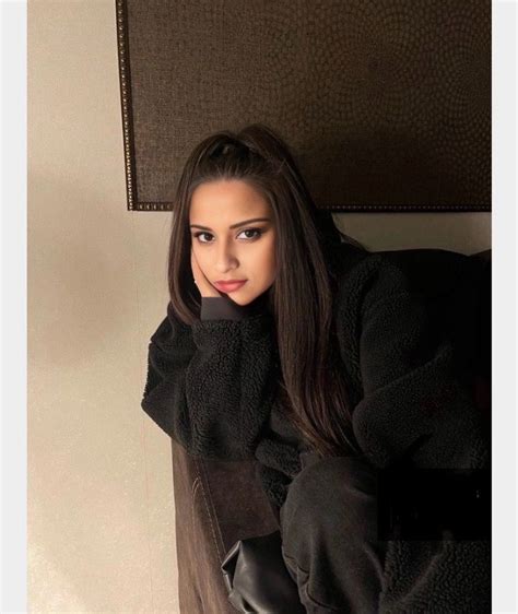 Kumar Preeti Lata On Linkedin 🌟 Saturday Shenanigans Alert 🌟 Ever Tried Explaining Data