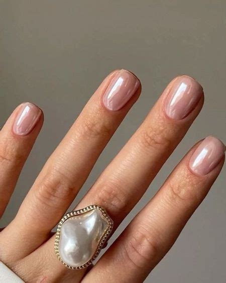 Манікюр літо 2024 5 головних трендів літнього дизайну нігтів