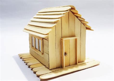 با چوب بستنی یک کاردستی دخترانه نگهدارنده لوازم زینتی بسازید