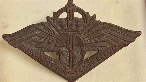 Metal Detecting Find At Burdett Sparks Journey Into Australias War History