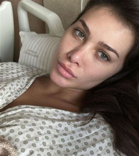 Flavia Pavanelli Descobre Doença Grave E é Internada às Pressas