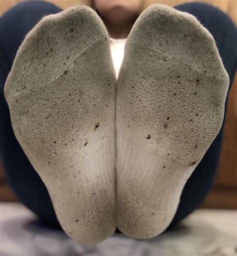 Day 710 Wearing My Sweaty Stinky Nike Socks 🥵 Theyre Getting So Filthy Rsockfetish