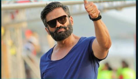 Sunil Shetty Gets ‘bharat Ratna Dr Ambedkar Award « Khabarhub