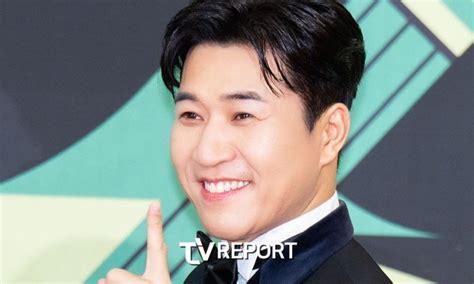 공개 열애 김종민 가수 컴백까지 겹경사코요태 1년 4개월 만에 돌아온다