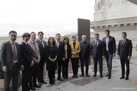 УИХ ын гишүүн Э Бат Амгалан Австри Улсын Үндэсний Зөвлөлийн Аюулгүй байдал гадаад бодлогын