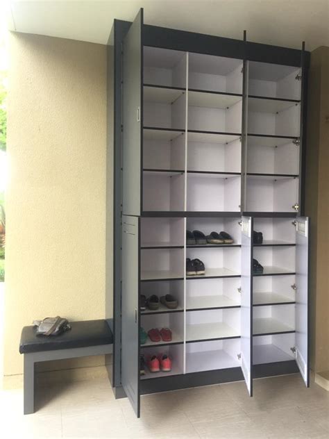 ตู้เก็บรองเท้าหน้าบ้าน วัสดุ กันนำ้ รับทำตู้โชว์ สินค้า Facebook