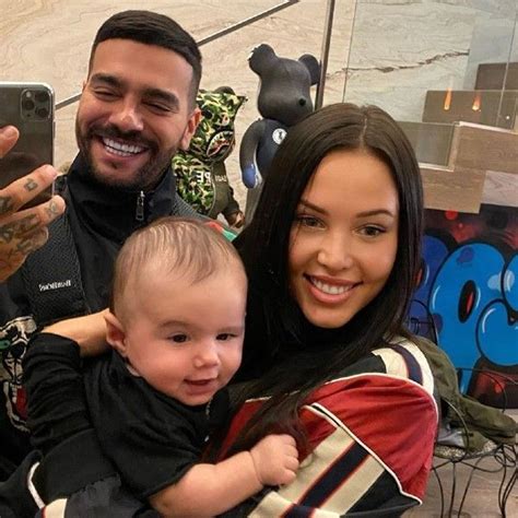 Анастасия Решетова показала как после расставания с Тимати проводит с ним и их сыном время