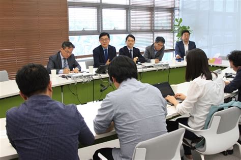 K 뷰티산업을 선도하는 전문 미디어