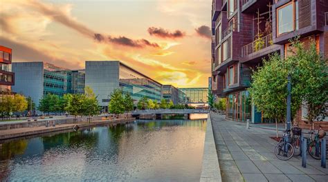 코펜하겐 다운타운에 위치한 코펜하겐 대학교 익스피디아