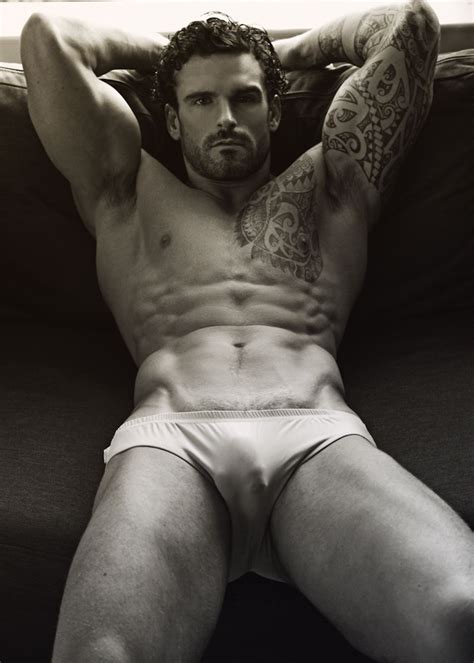 Even More Naked Stuart Reardon Shots Alan Ilagan