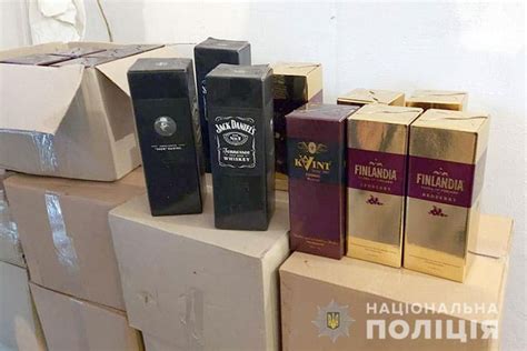 На Хмельниччині правоохоронці викрили зловмисників котрі займались виготовленням підробок