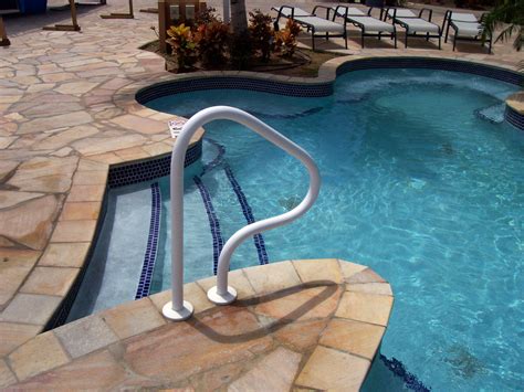 Custom Rails Saftron