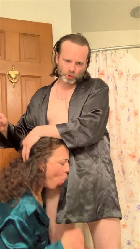 Italian Milf In Green Satin Blouse Blows And Gets Fucked 94 Pics 2
