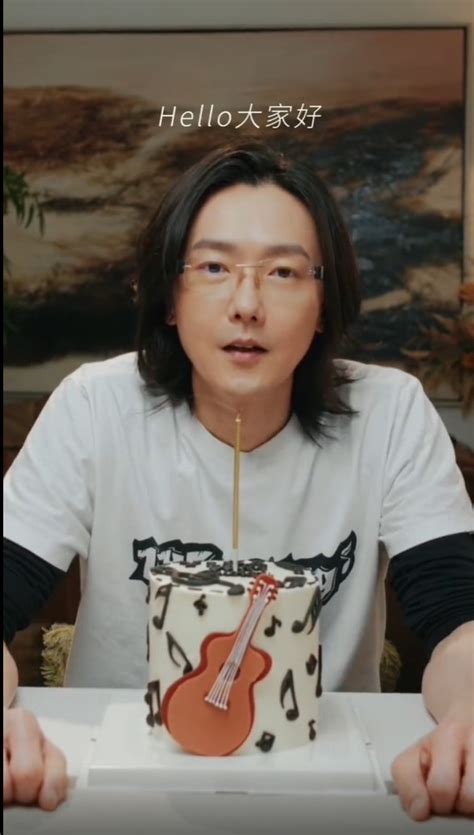 曾剃度出家消失好多年！黃義達「曬近況」曝重大消息：我回來了