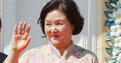 밝은 표정의 김정숙 여사