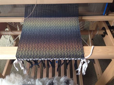 8 Shaft Undulating Twill Weaving Knitted Scarf Throw Blanket