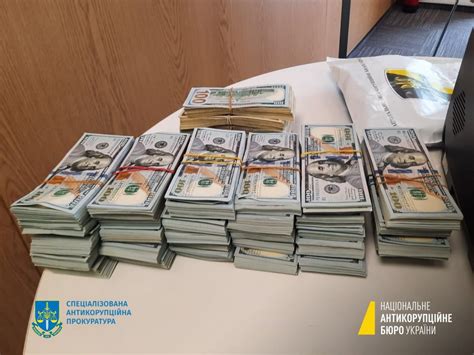Правоохоронці знайшли ще 500 тисяч доларів у справі про хабар Князєва ФОТО Хронікерс