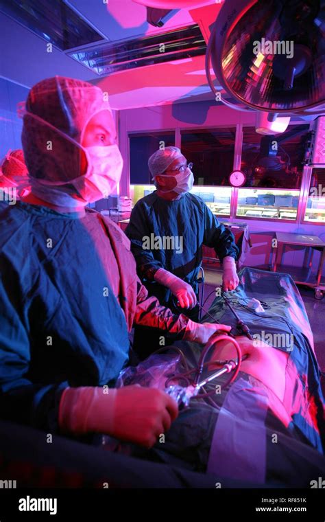 Appendix Operation Hi Res Stock Photography And Images Alamy