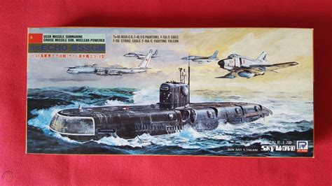 Soviet Echo Ii Ssgn Cruise Missle Submarine W Aircraft Skywave 1 700 Scale Kit 1851394108