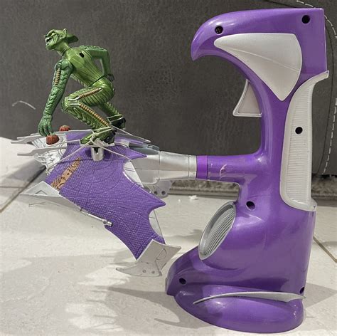 Spider Man 2002 Green Goblin Glider