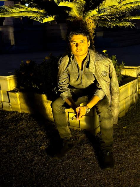 How To Use Personal Branding In Linkedin Mudasir Ahmed🗯️ Copywriter Posted On The Topic Linkedin