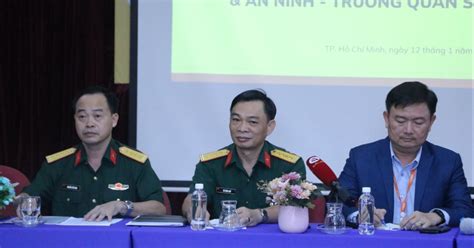 Sinh viên quay clip nữ sinh HUFLIT la hét tại Trường Quân sự Quân khu nói gì MOLI Star