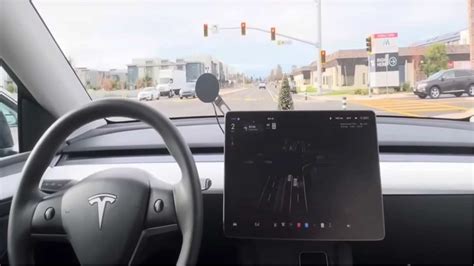 Tesla FSD 12 - Nothing But "Neural Nets" First Video Drives Revealed ...