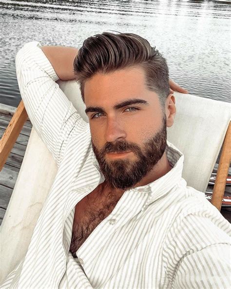 Pin By Beardhi On Beard Etc Bearded Men Hair And Beard Styles Beard