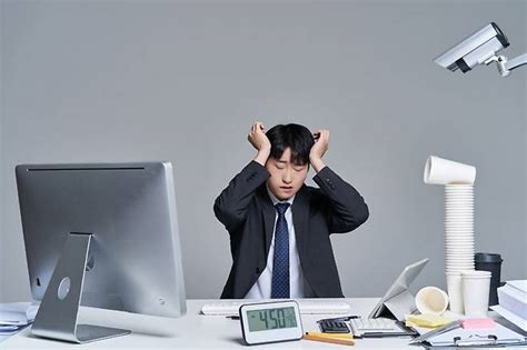 “다들 쉰다는데”…5월 2일 ‘공휴일 No 결정에 터진 갑론을박