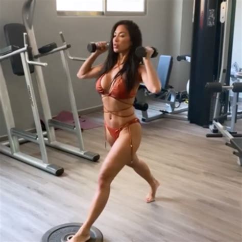 Nicole Scherzinger Working Out