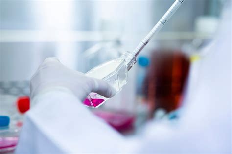 Helping Researchers Make Engineered Nanomaterials Safer Helping Researchers Make Engineered Nanomaterials Safer