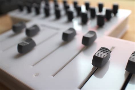 Article Hardware Overview The Nakedboards Controllers Cycling