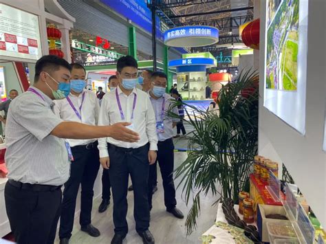 我县特色非遗旅游产品亮相第二十九届中国杨凌农高会 石泉县人民政府