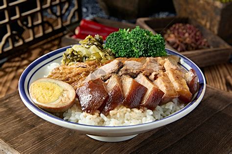 重庆卤味套餐饭 猪脚肉卷双拼套饭高清图片下载 正版图片700076271 摄图网
