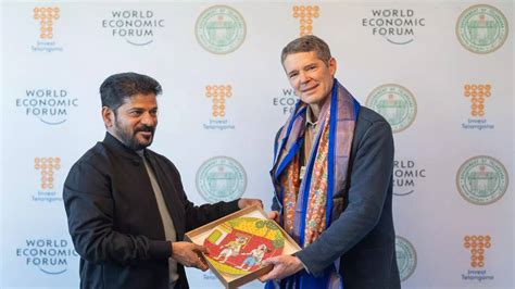 తెలంగాణలో అమెజాన్ రూ 60 000 కోట్ల భారీ పెట్టుబడి దావోస్ వేదికగా బిగ్ డీల్ Times Now Telugu