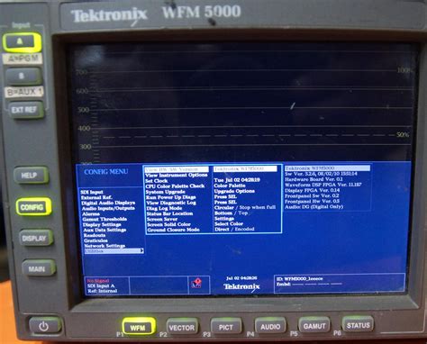 Tektronix WFM5000 Multi Format Portable Waveform Monitor Options SD HD