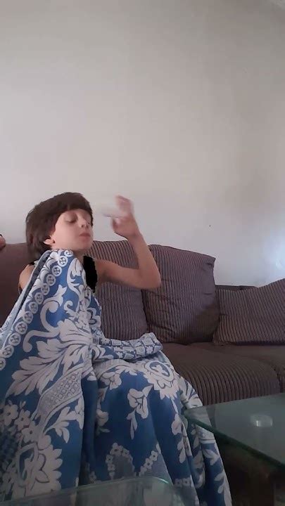 الفرق بين الأم و الأولاد عندما يكسرون شيء Youtube