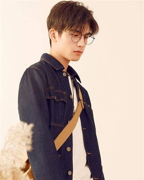 Song Weilong Bio Profile Facts Age Boyfriend Ideal Type