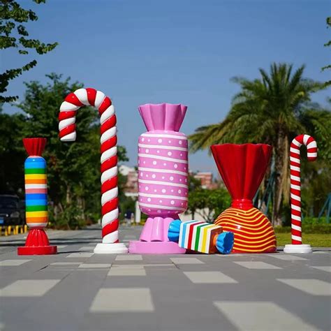 Life Size Resin Candy Props Colorful Display Props Donuts Lollipop Park