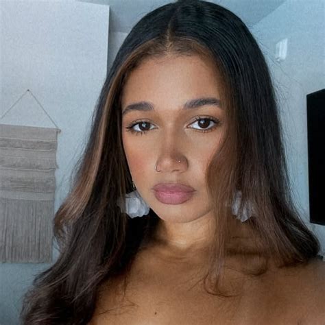 Krislyn Krissybp On Threads